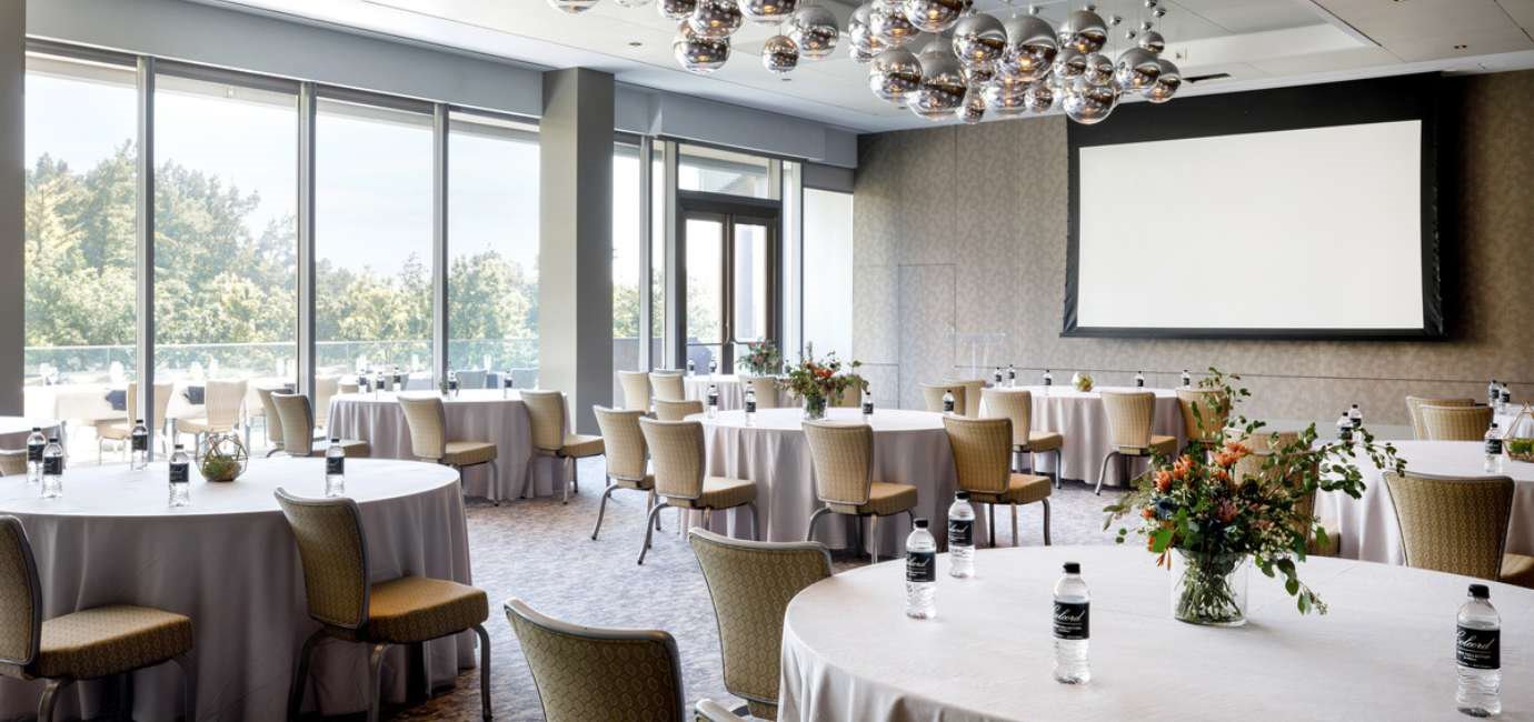 Best Hilton Hotels in Oklahoma City | Colcord Hotel OKC